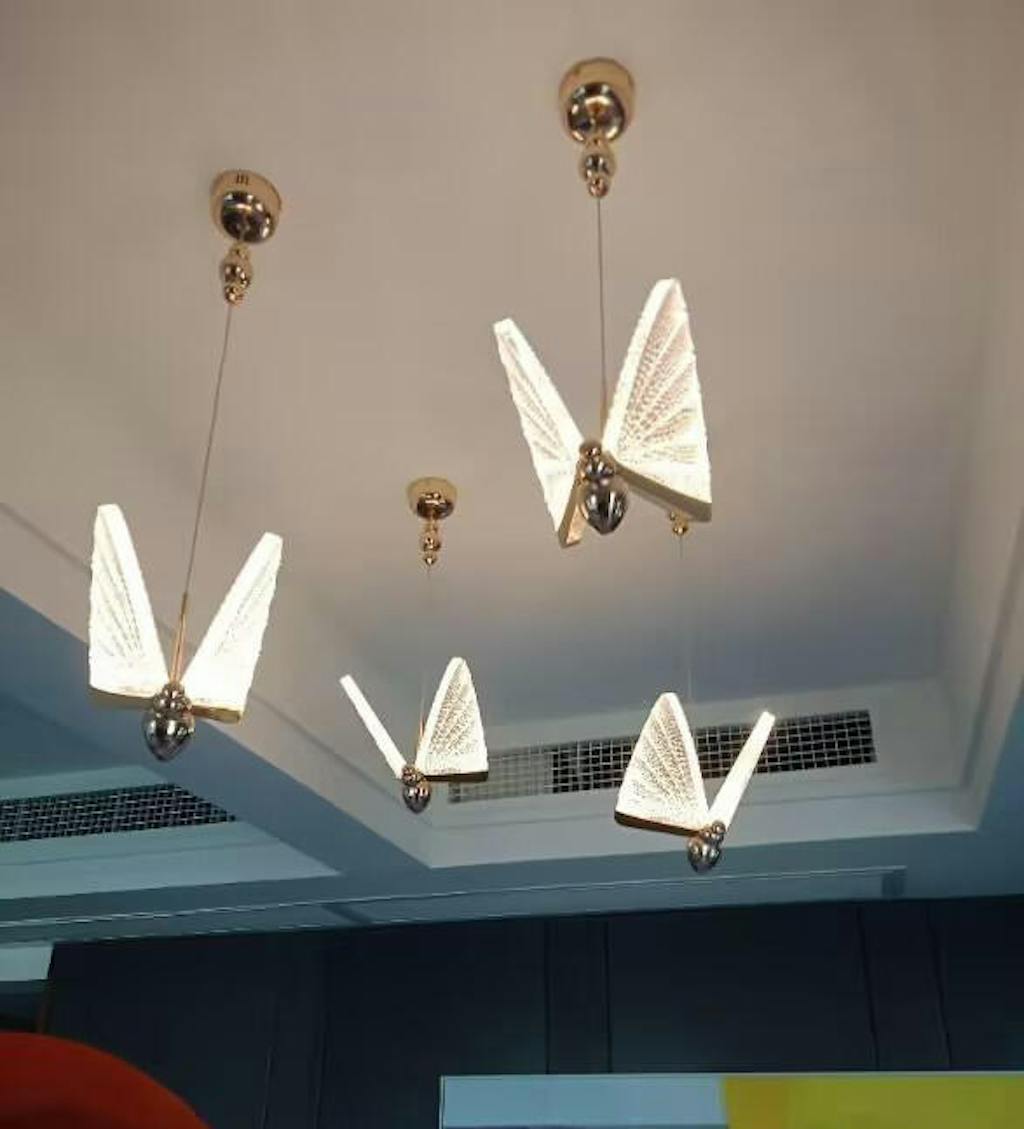 Butterfly Pendant Light – Vakkerlight