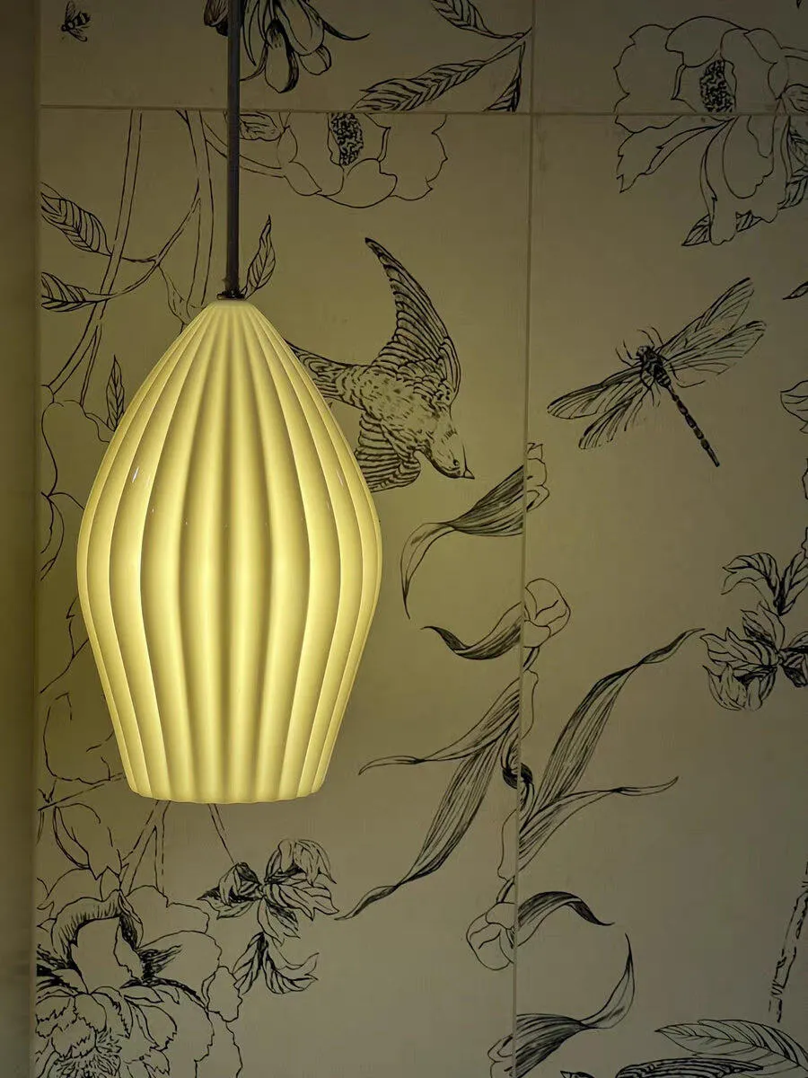 Ceramic Ribbed Pendant Light – Vakkerlight