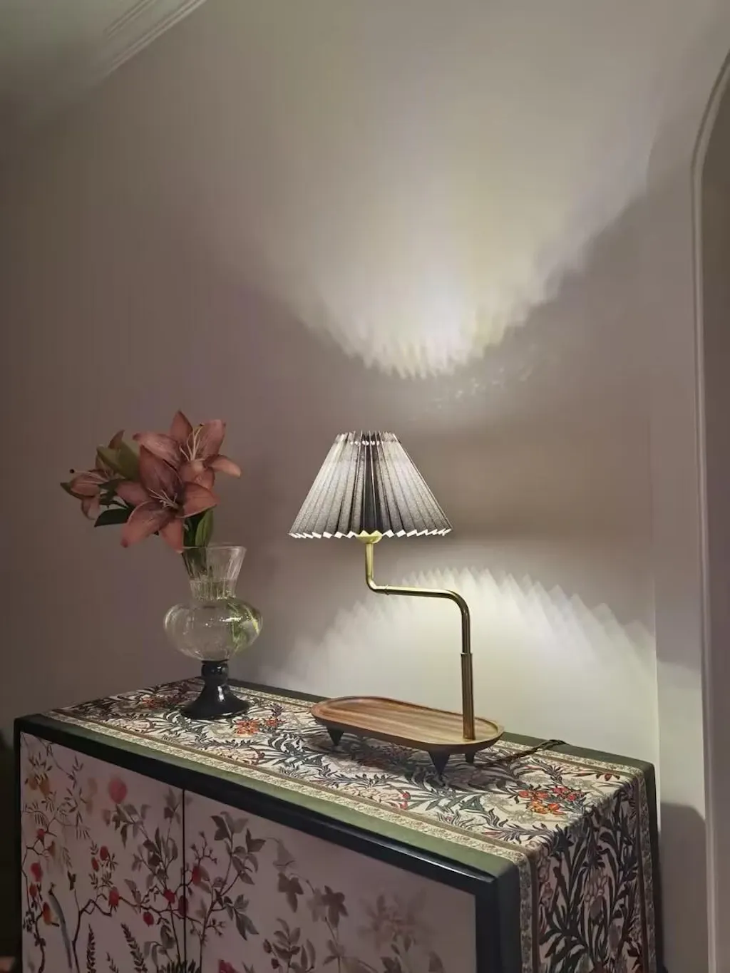 Pia TL Table Lamp – Vakkerlight