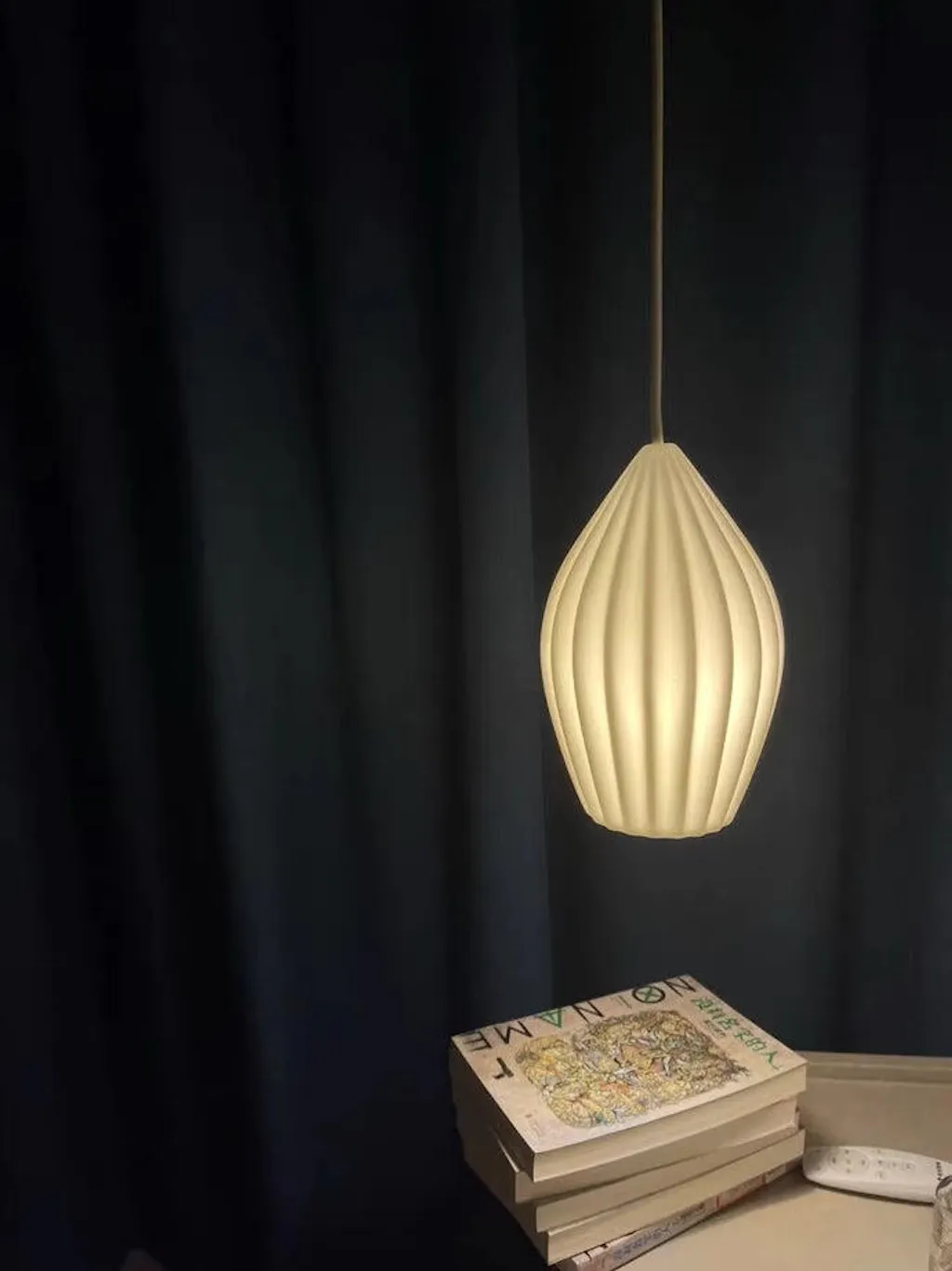 Ceramic Ribbed Pendant Light – Vakkerlight