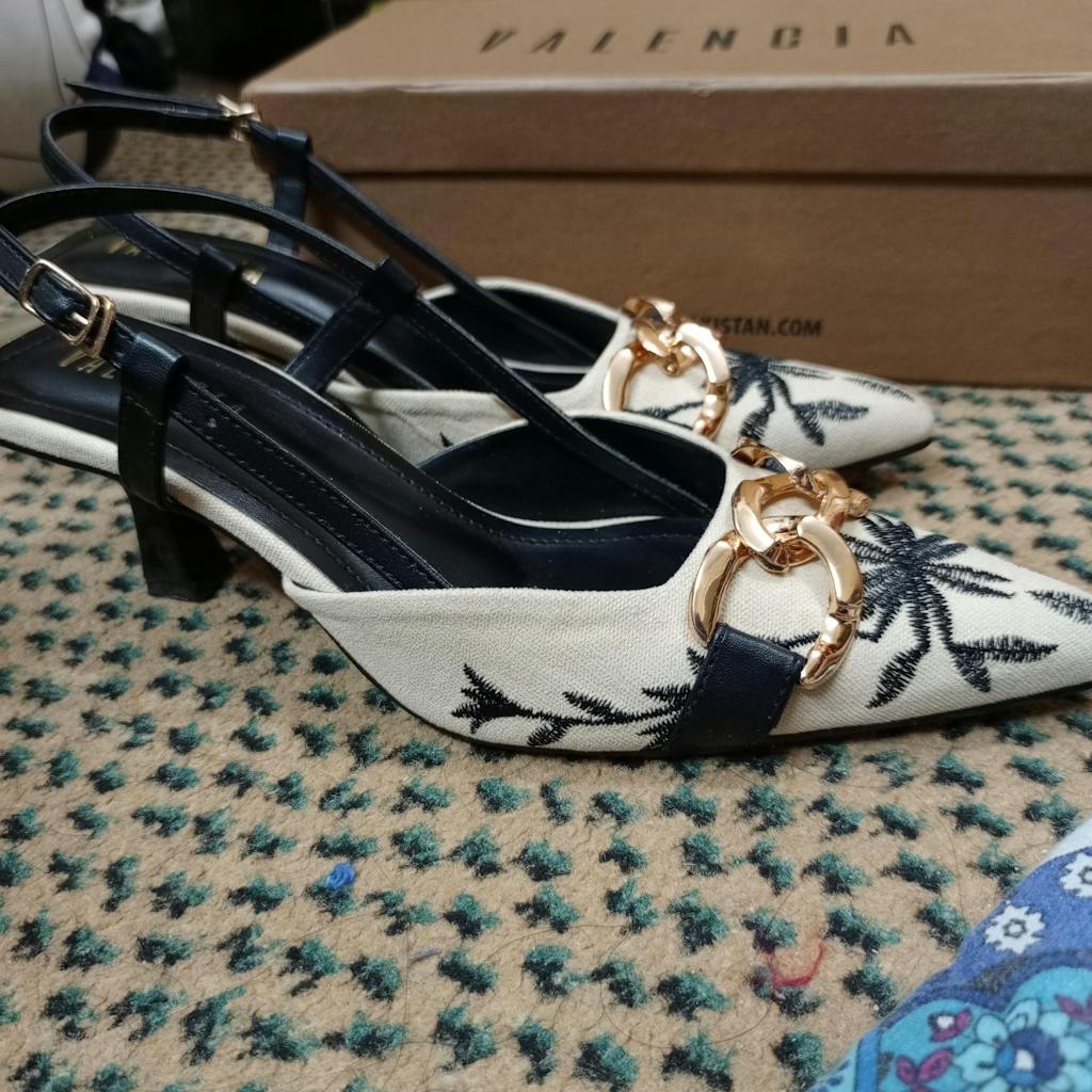 COLLECTION – Valencia Pakistan