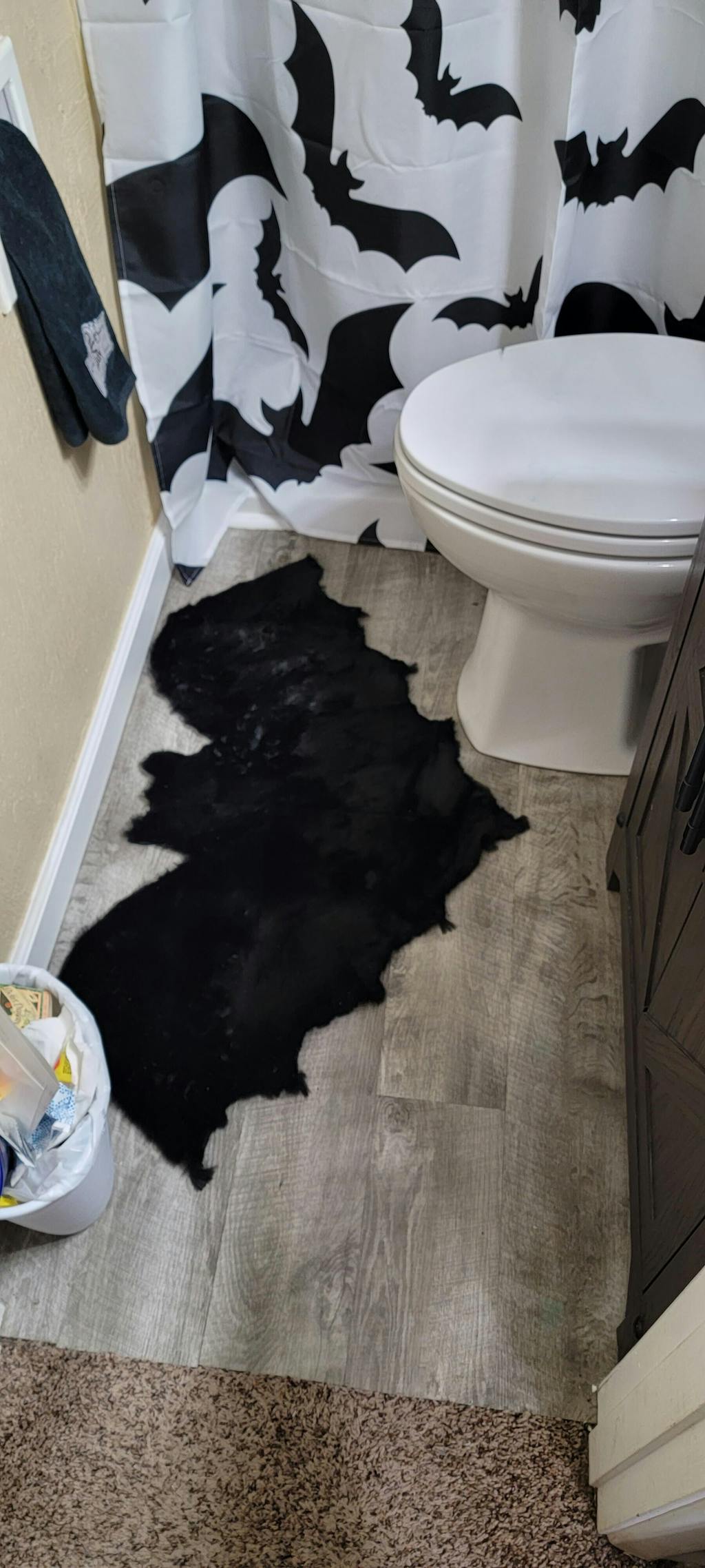 Goth Clothing at VampireFreaks. Emo and Punk Rock Fashion.