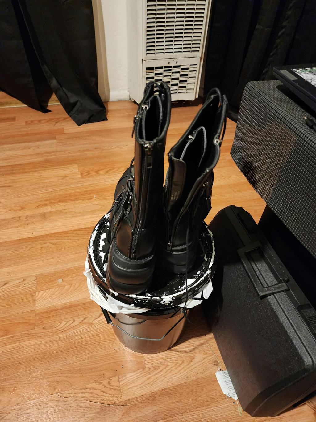 Spaced Out Platform Boots [BOXER-230-BVL] – VampireFreaks