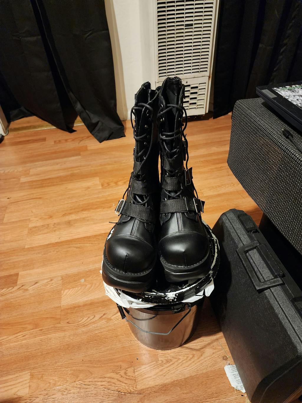 Spaced Out Platform Boots [BOXER-230-BVL] – VampireFreaks