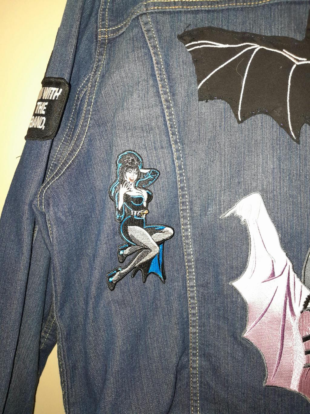 Elvira Bat Woman Patch – VampireFreaks