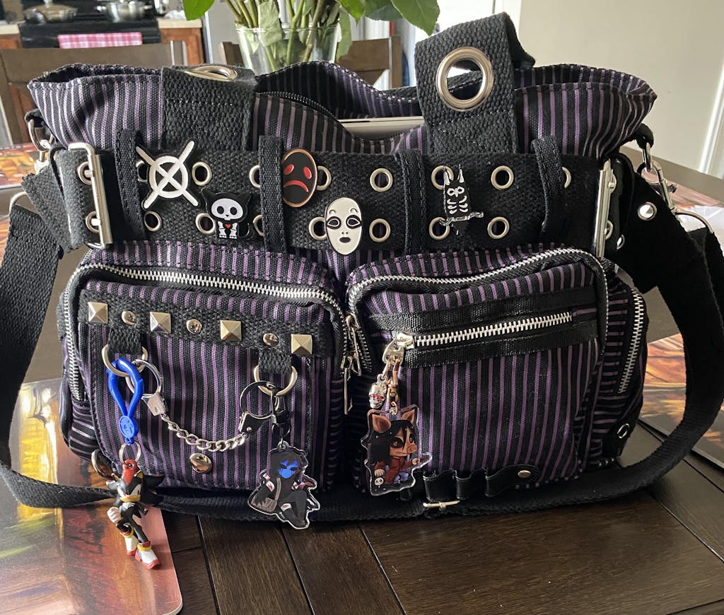 Purple Prison Stripes Handcuff Handbag [BLACK/PURPLE] – VampireFreaks