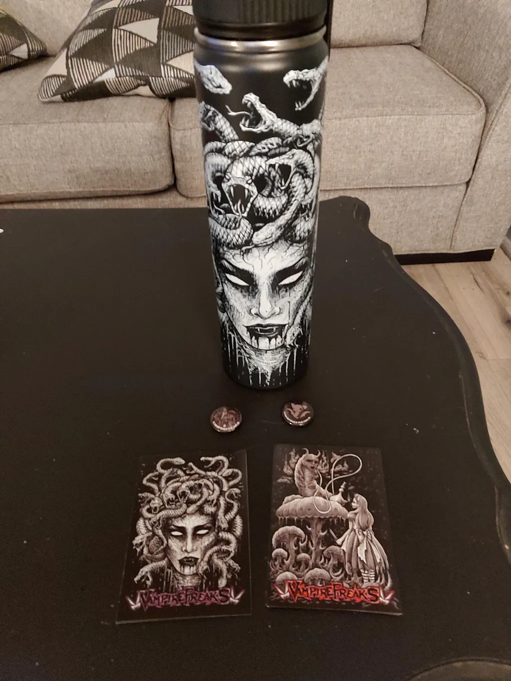 Medusa 24 Oz Water Bottle Tumbler – VampireFreaks