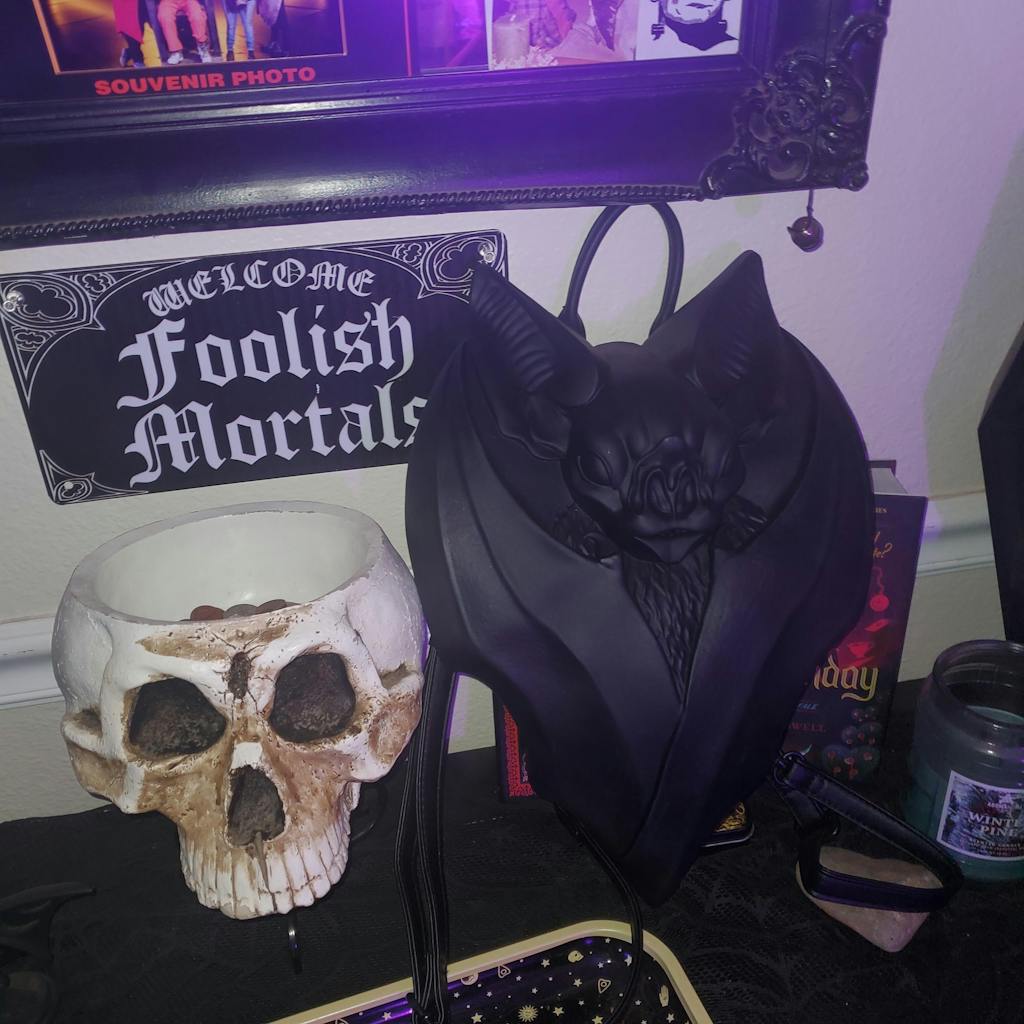 Vamped Up Backpack [Black] – VampireFreaks