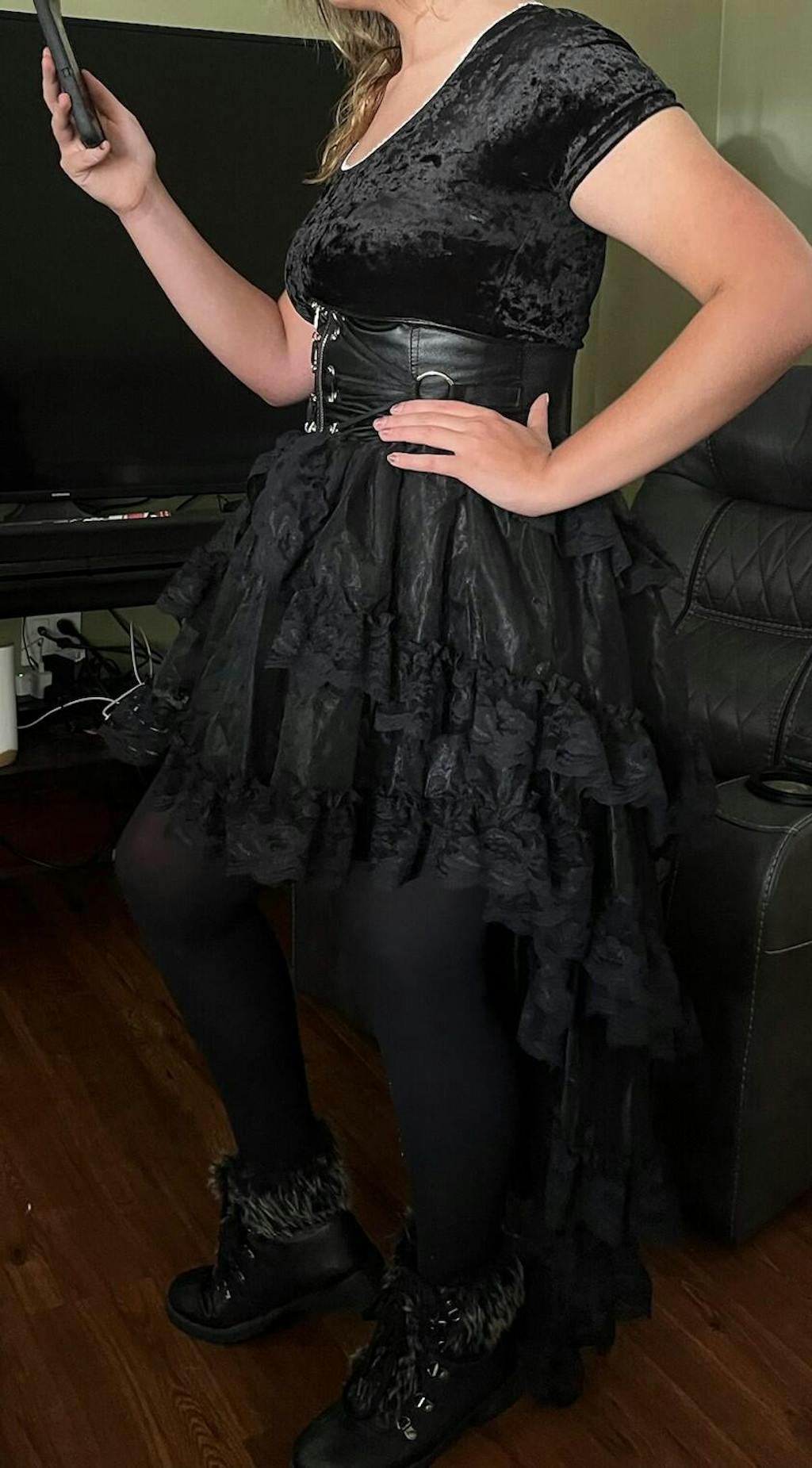 Dead Pretty Swallowtail Skirt – VampireFreaks