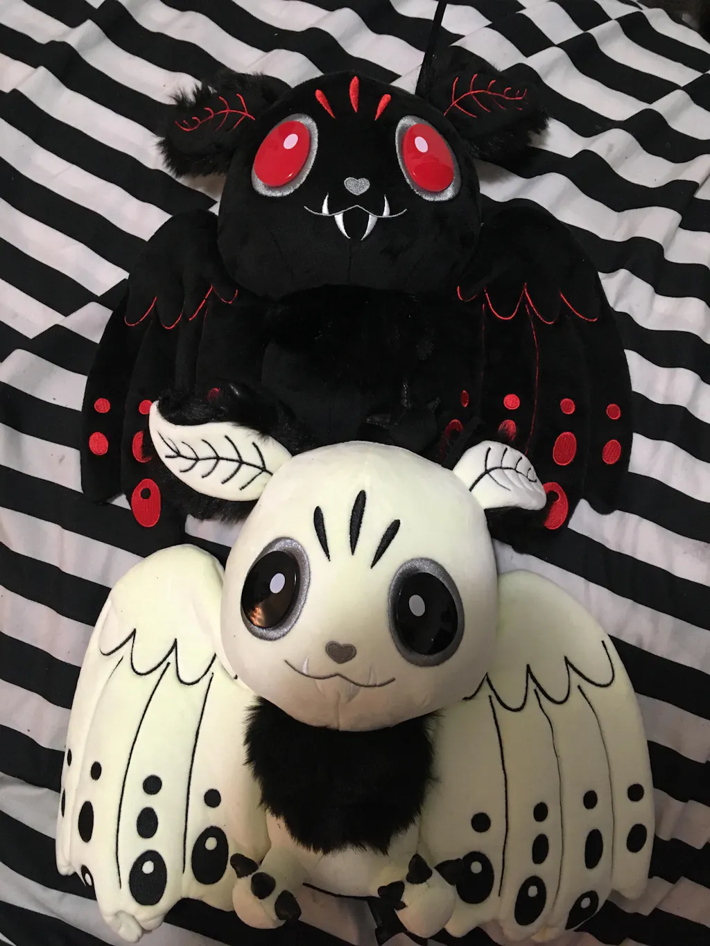 Killstar Mothman Plush Toy [BLACK] – VampireFreaks