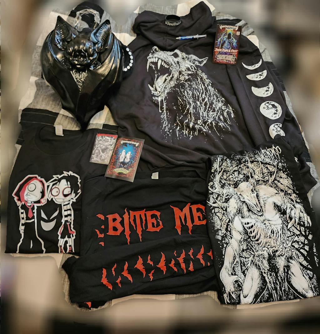 Serial Freaks T-shirt – VampireFreaks