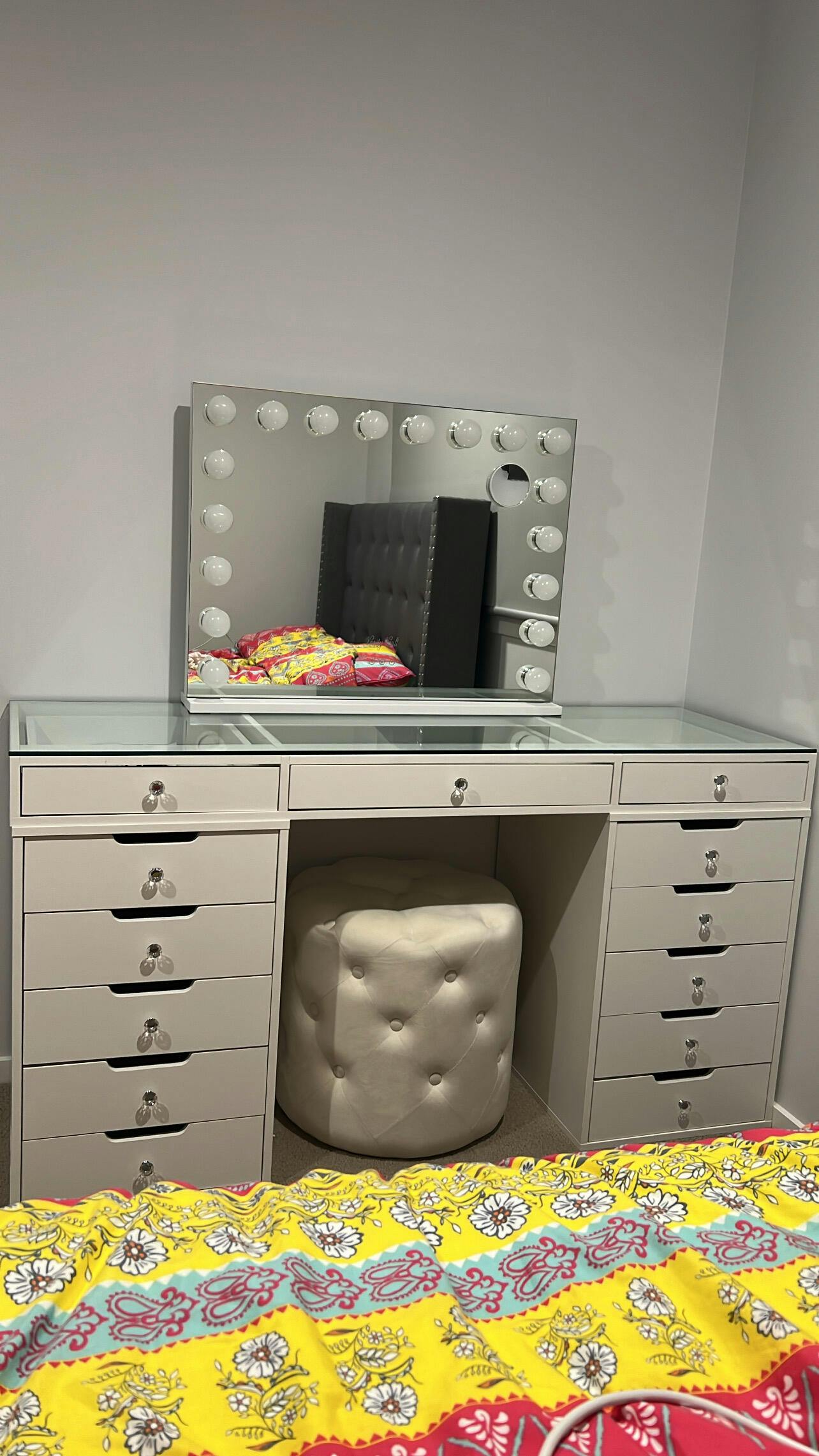 Deluxe Vanity - Premium, Functional, & Ready for You! - Vanity Vault