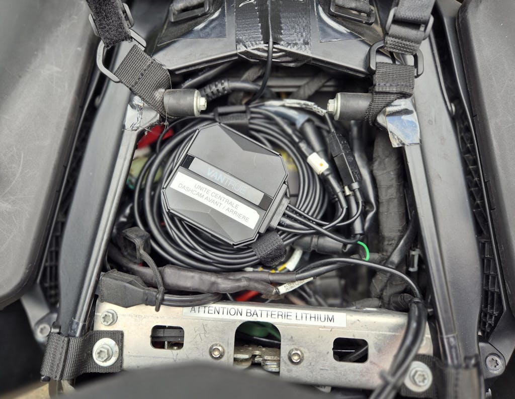 Falcon 1 (F1) – Vantrue