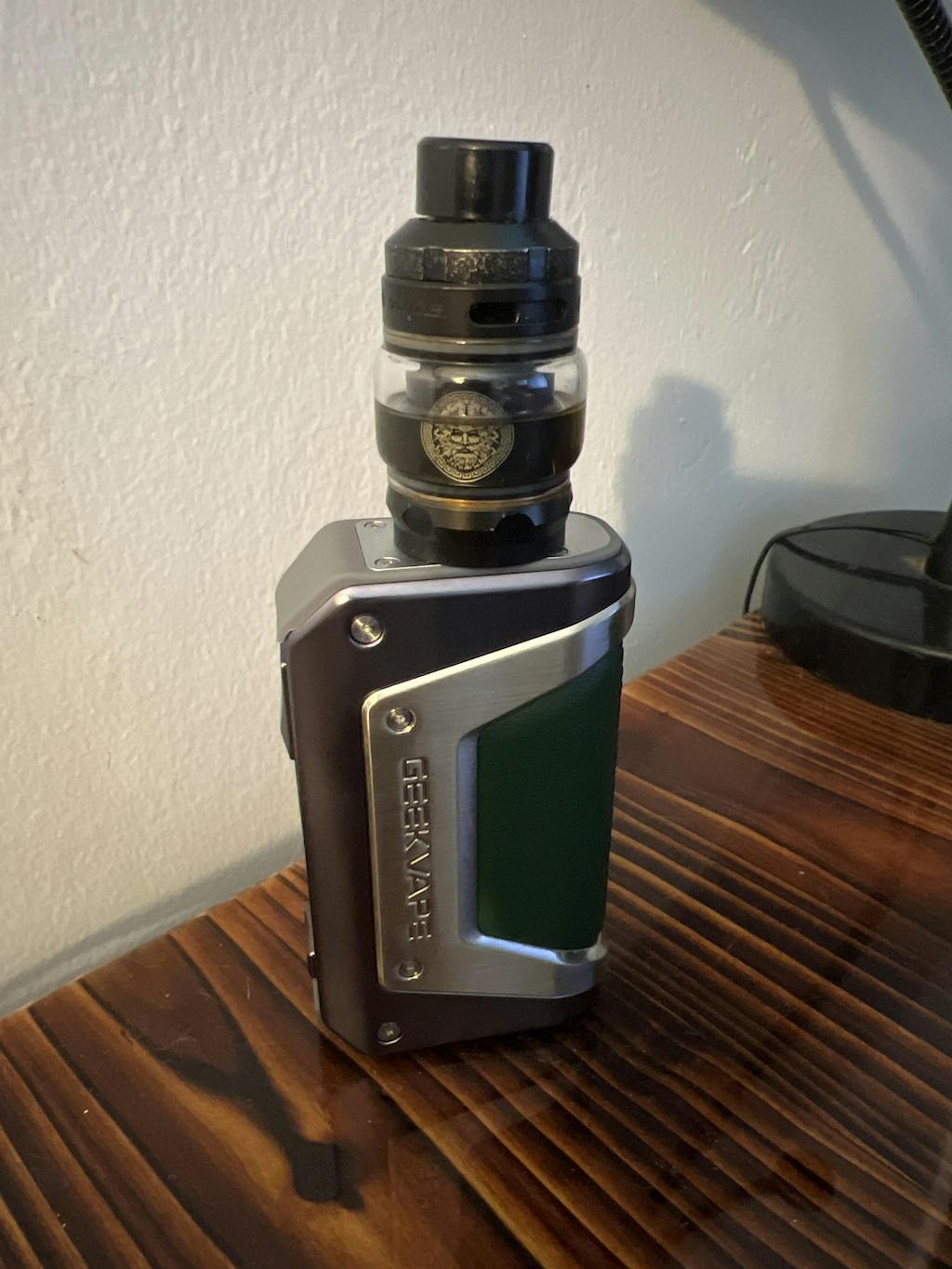 Geek Vape Aegis Legend 2 L200 200W Starter Vape Kit | Online Store Vape ...