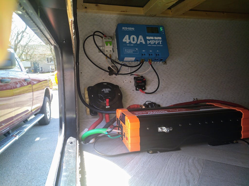 Vatrer 12V 460Ah Self-heating Lithium RV Battery, 5kWh 300A BMS Heated-Vatrer