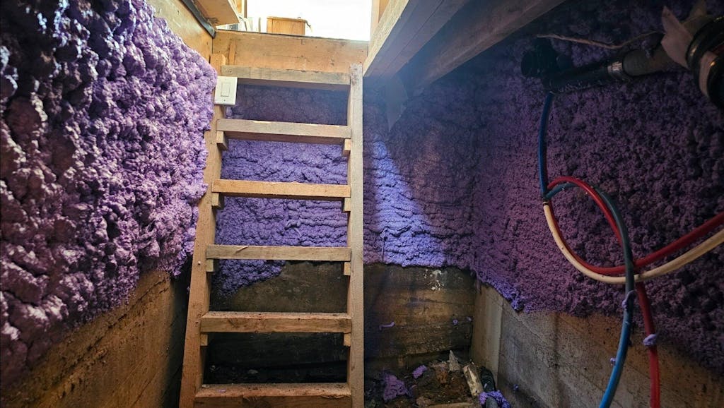 Spray Foam Insulation for Hot vs Cold Climates | VB Insulation