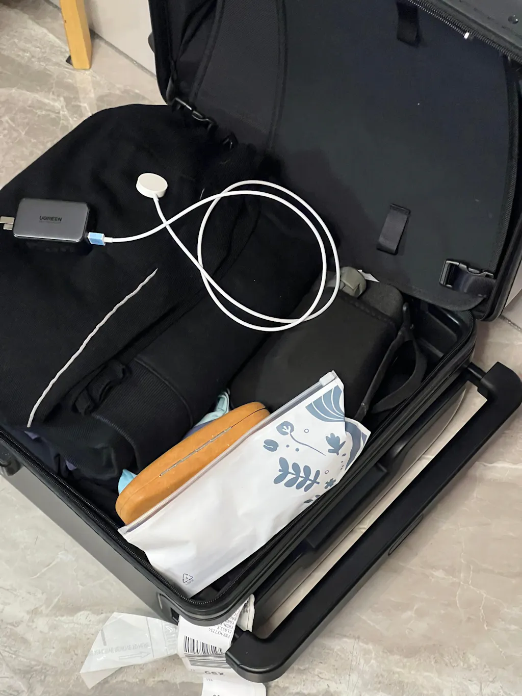 VELO 3-in-1 拡張型ハードスーツケース Hyper Edition – VELO JP