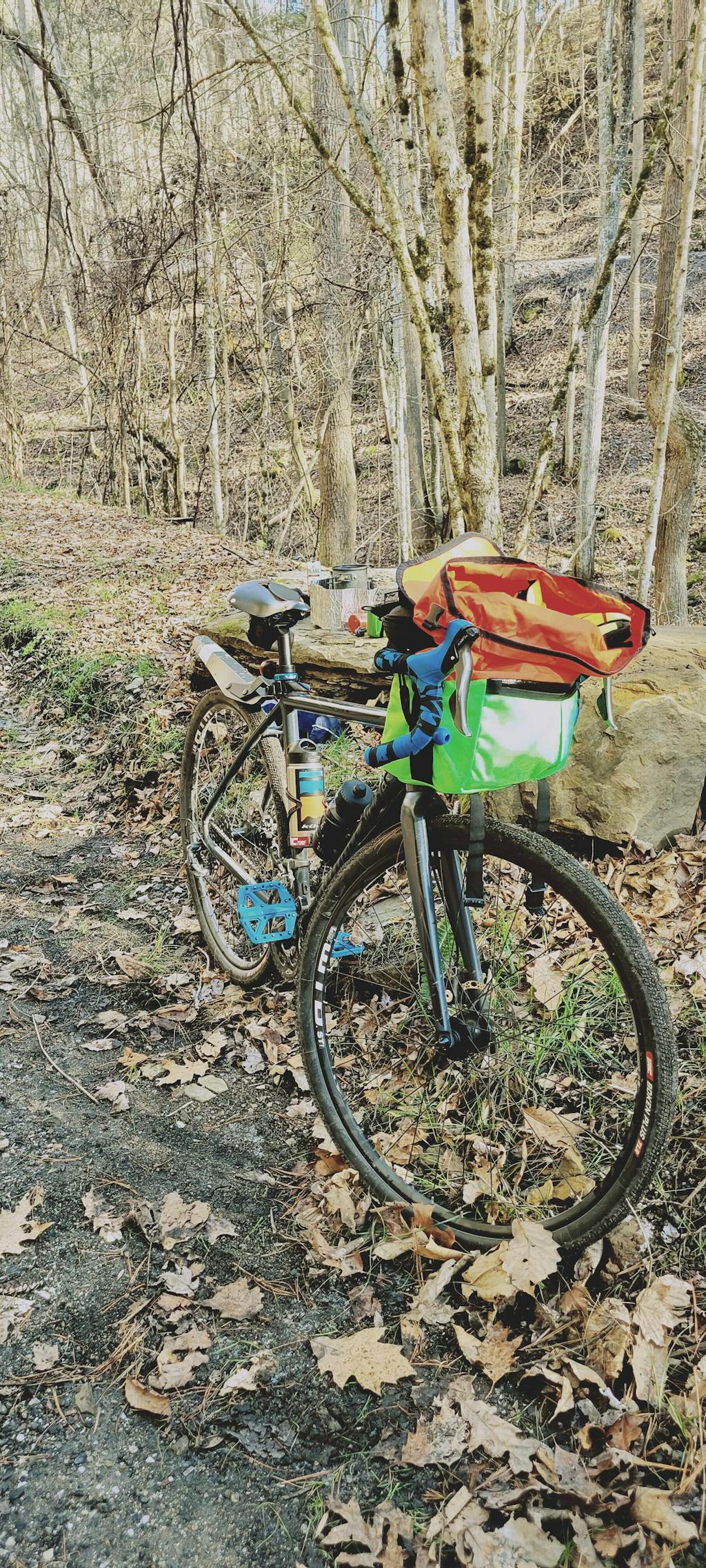 Biggish Bag – Velo Orange