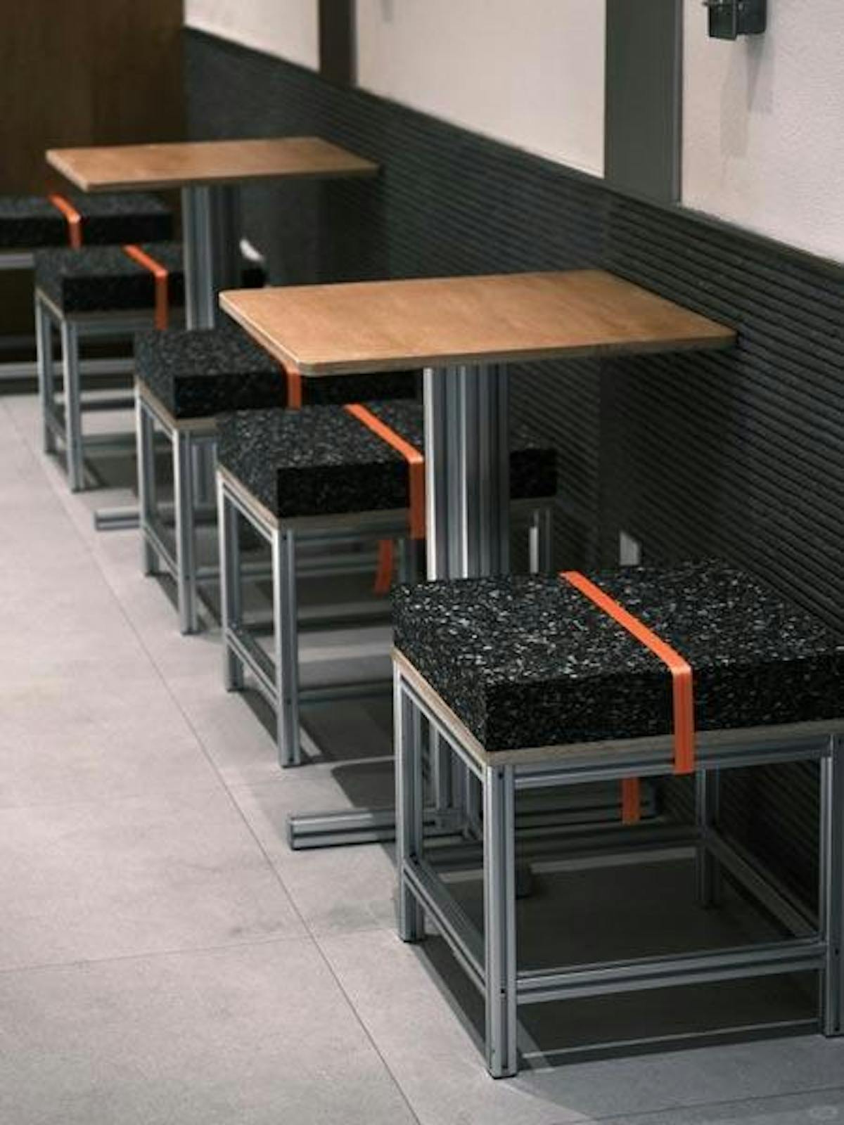 Modu Light – Sleek Modular Floor Lamp for Modern Spaces