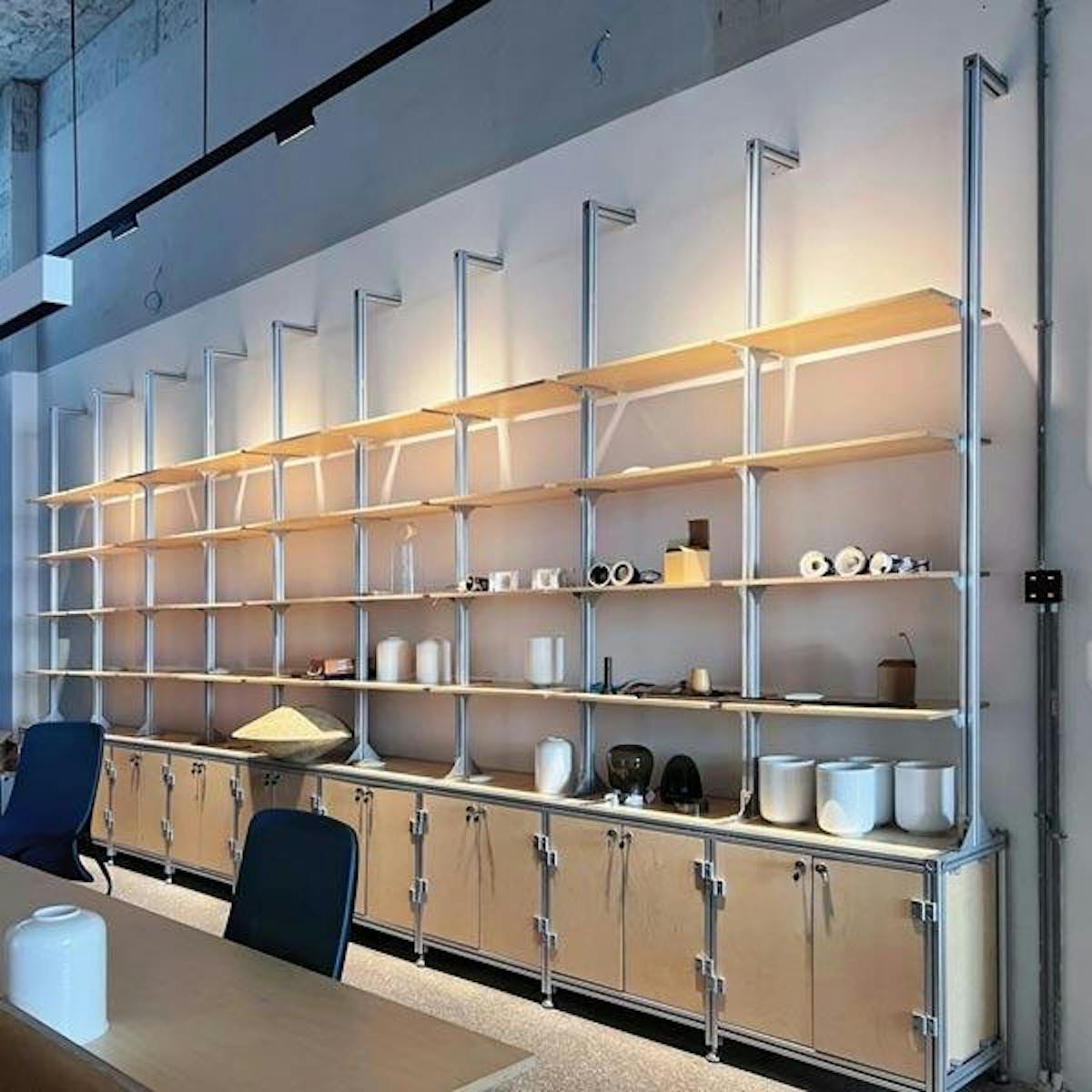 Modu Light – Sleek Modular Floor Lamp for Modern Spaces