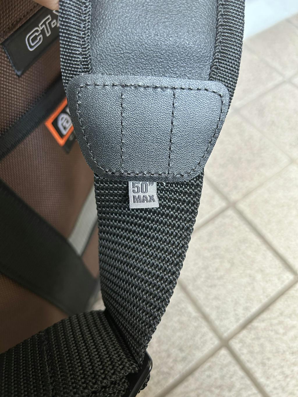 50inch(127cm) Black Padded Shoulder Strap（パッド入りショルダーストラップ） – VETO PRO ...