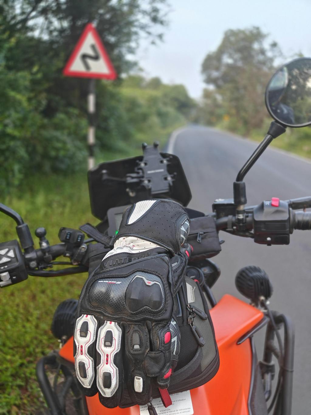 GRID MK3 - Full Gauntlet Gloves for Ultimate Protection – ViaTerra Gear