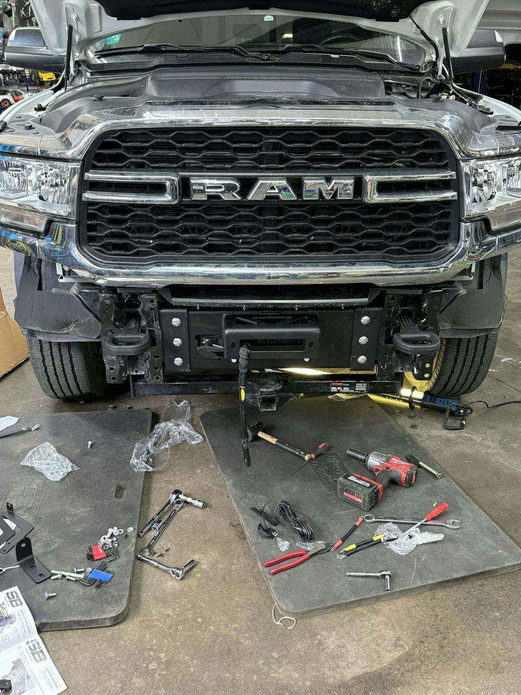 Hidden Winch Mount | 2019-2024 RAM 2500-3500 [6.4L Hemi] – VICE Design Inc