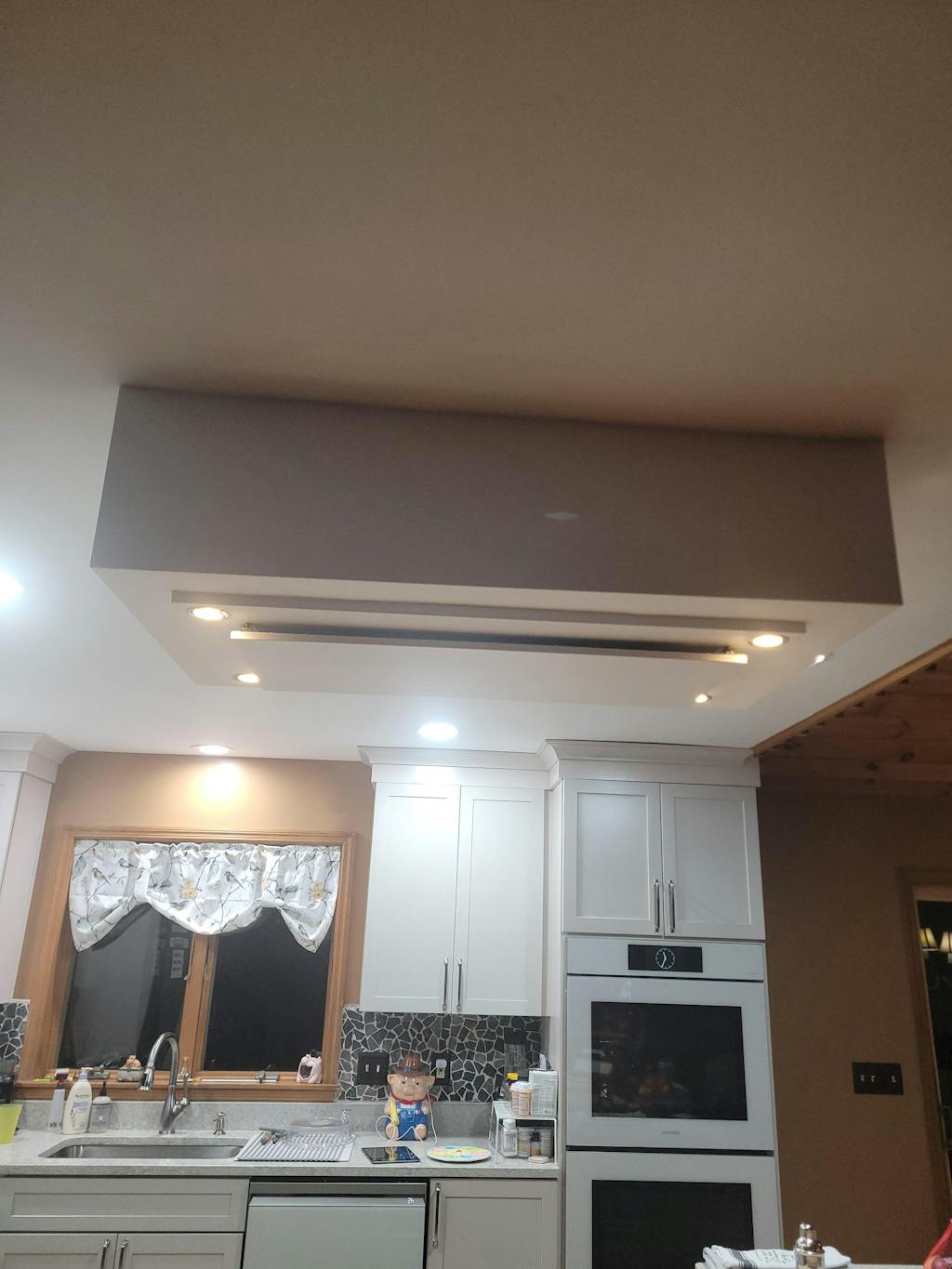 Ceiling Mount Range Hood WHITE, VICTORY Sunset - for 30" or 36" Ranges — Victory Range Hoods