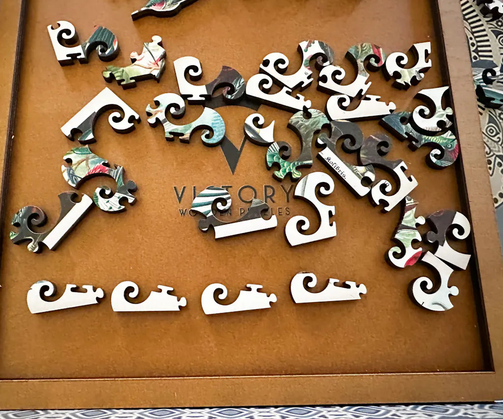 Victory Wooden Jigsaw Puzzles | Hummingbirds – Victory Wooden Puzzles