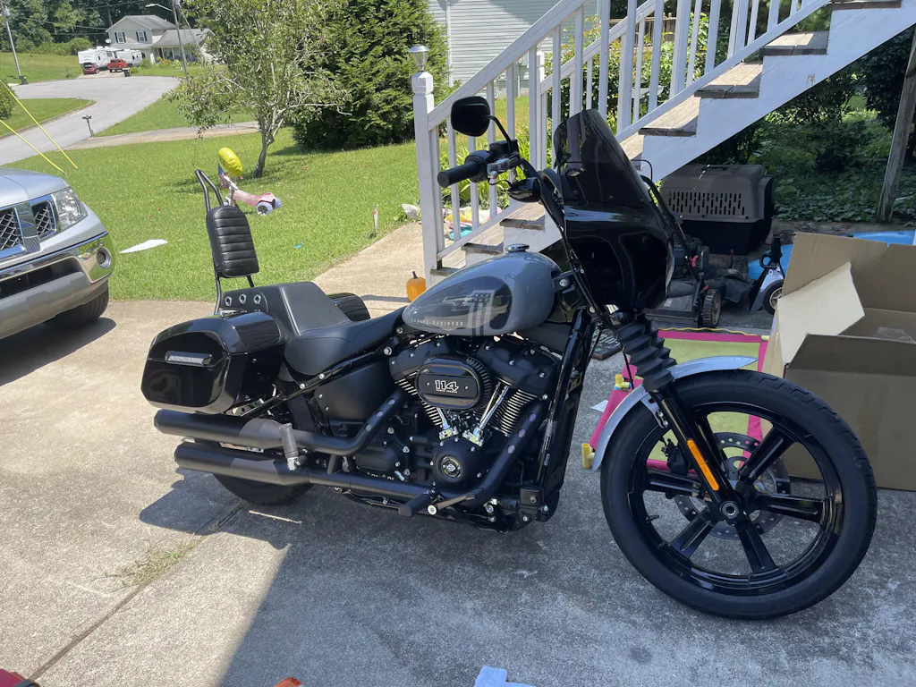 Viking Darkin Large Quick Mount Harley Softail Street Bob FXBB Painted ...