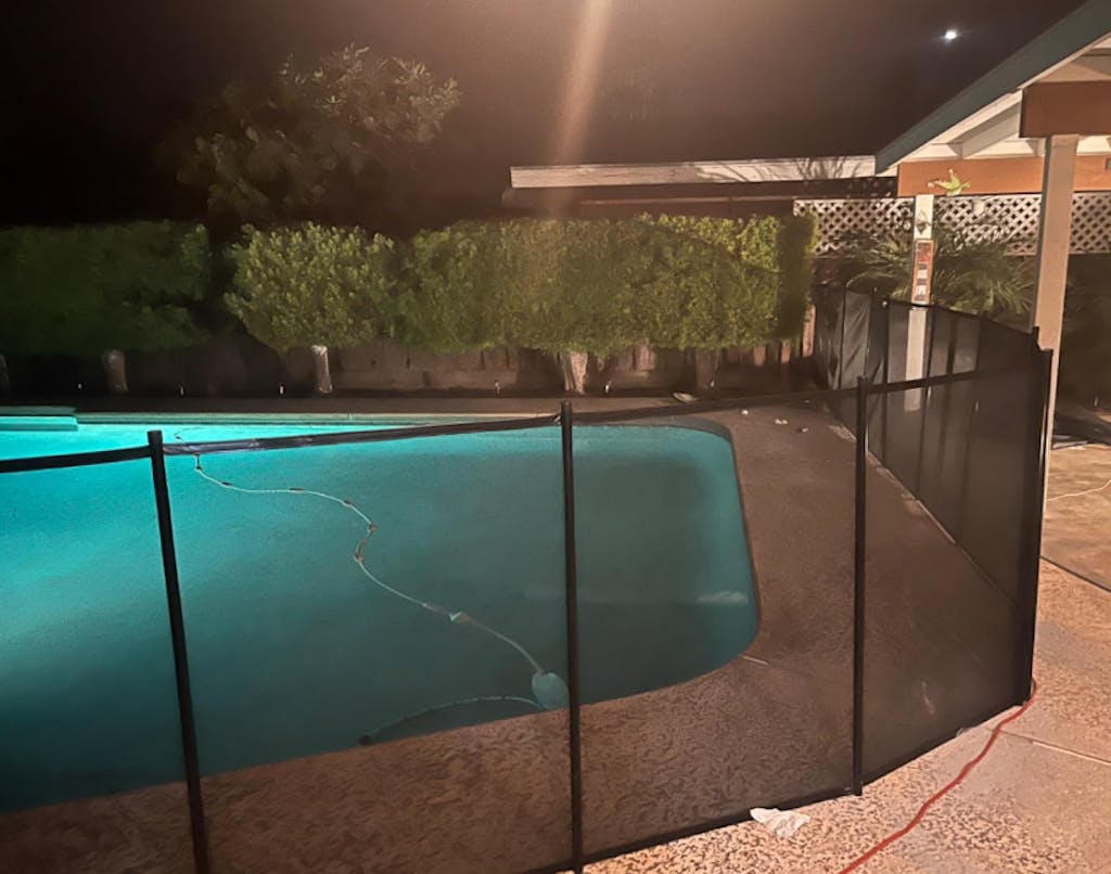 VINGLI Removable Pool Fence | Safety Pool Barrier | Above Ground Pool Fence