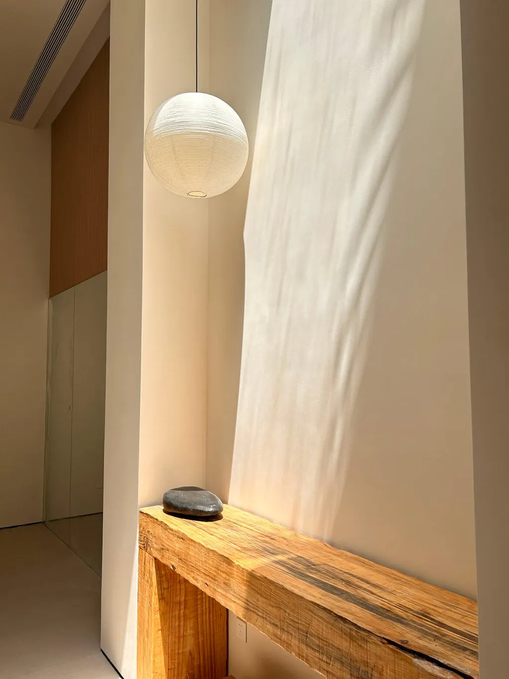 Akari Spherical Pendant Light | Modern Japanese Paper Lantern – Vinlighting