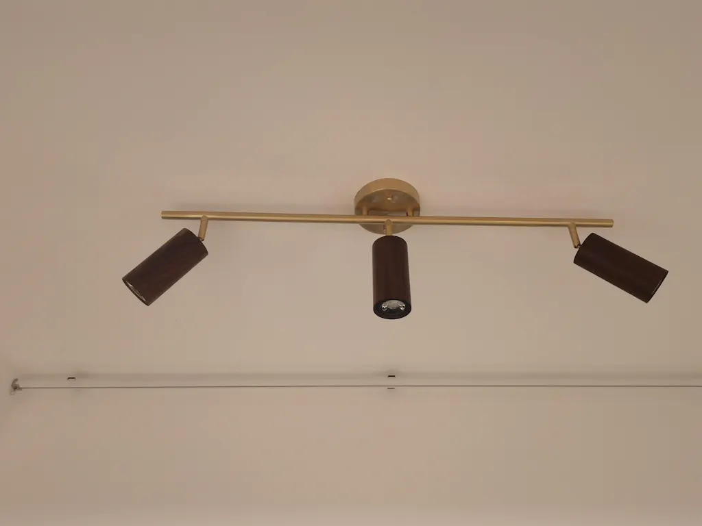 Thio Wooden Track Lighting – Adjustable & Elegant Lighting Fixture ...