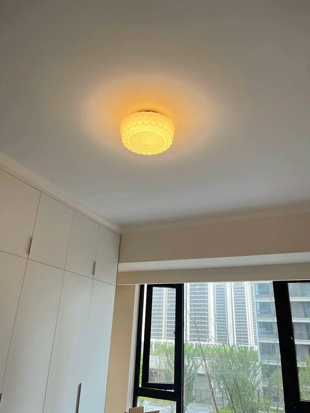 Vintage Round Ceiling Light – Glass Art Deco Bedroom – Vinlighting
