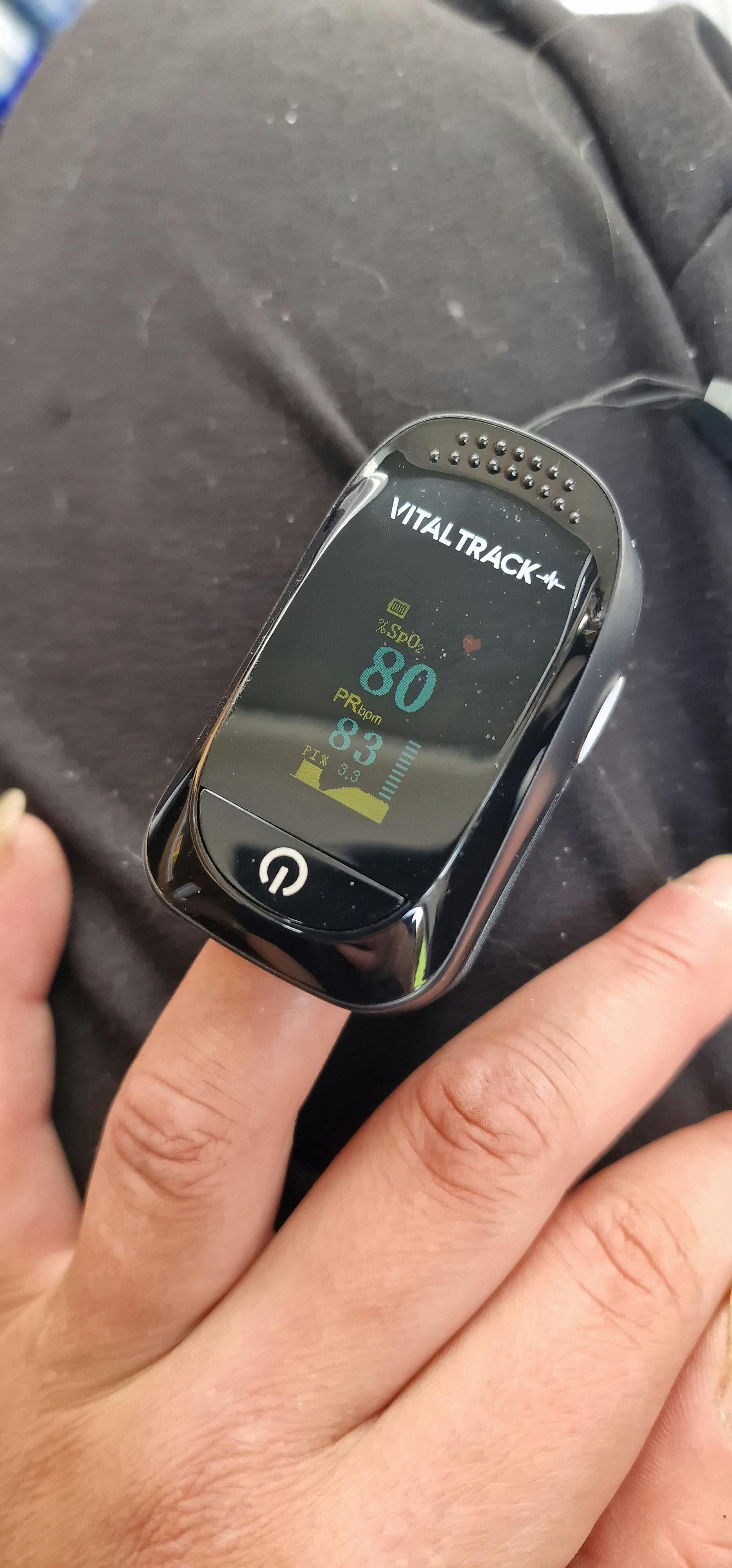 VitalTrack Pro Pulse Oximeter - VitalTrack