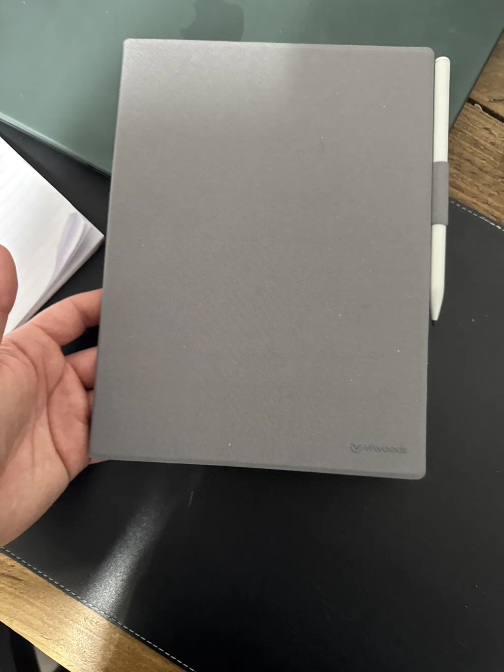Viwoods AiPaper e-ink tablet enhanced performance with AI integration