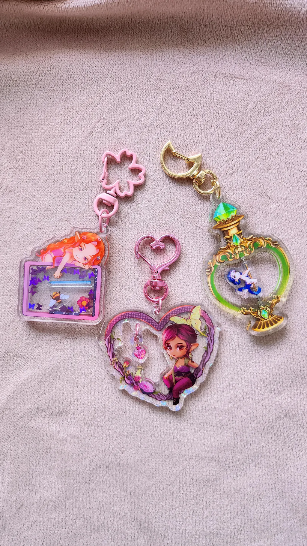 Custom Series Connection Clear Acrylic Charms – VOGRACE