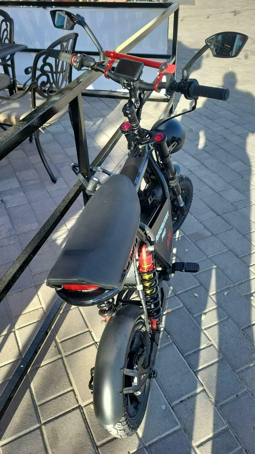 EMOVE RoadRunner Pro Seated Electric Scooter - VoroMotors (Aus)