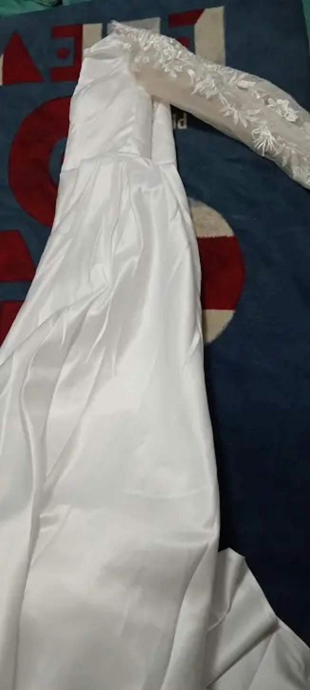 A-Lline Chapel Train Bateau Long Sleeves Satin Wedding Dress with Apli ...