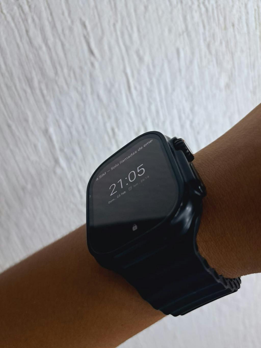 VWAR S9 ULTRA 4G Android Smart Watch With SIM Retractable Cam & AMOLED ...