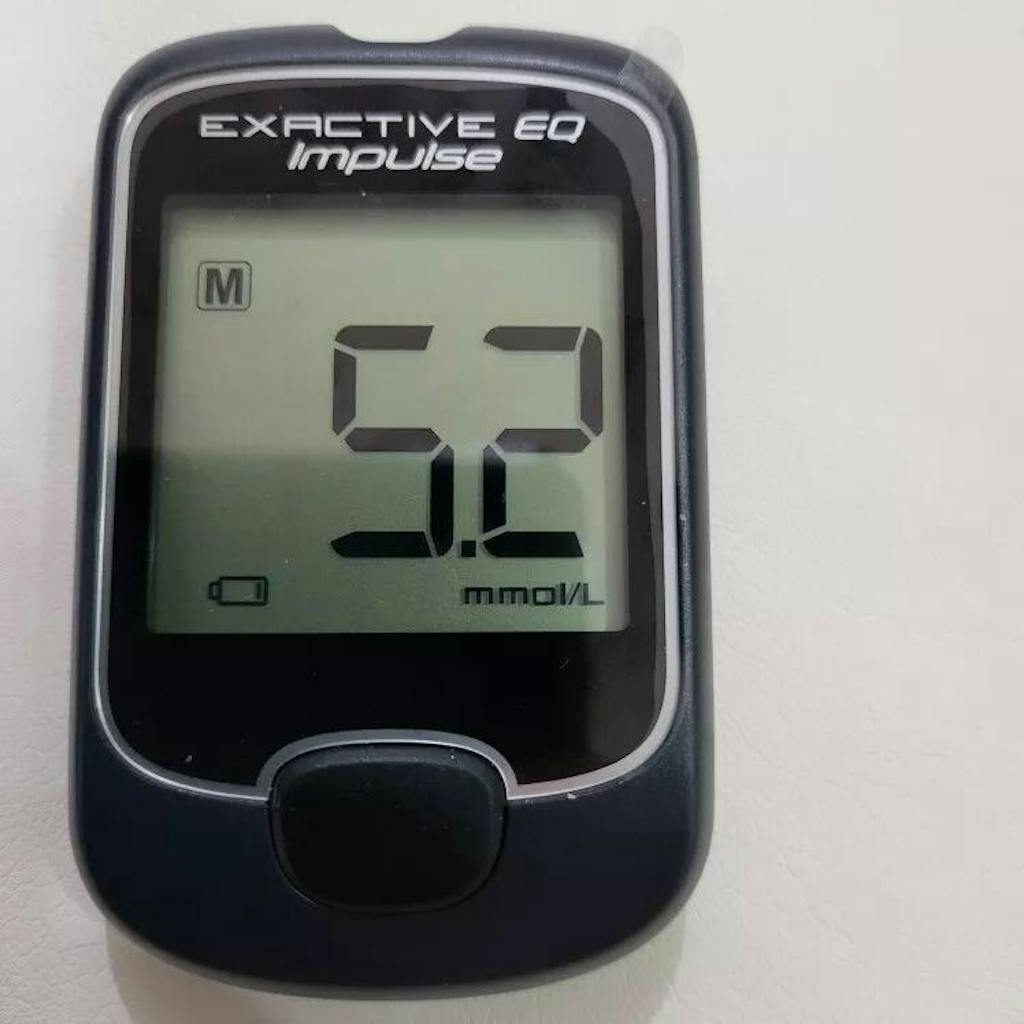 GlucoTec Blood Glucose Monitor and Blood Sugar Monitor With Test Strips ...