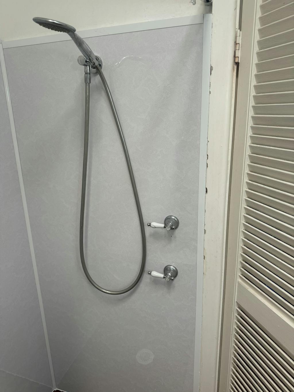 Weathered Stone Bathroom Wall Panel - WallPanels.com.au