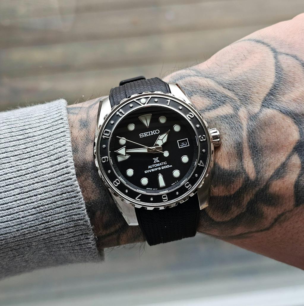 Seiko 5 Sports Watch Strap Guide: The Best Straps for Your Seiko 5