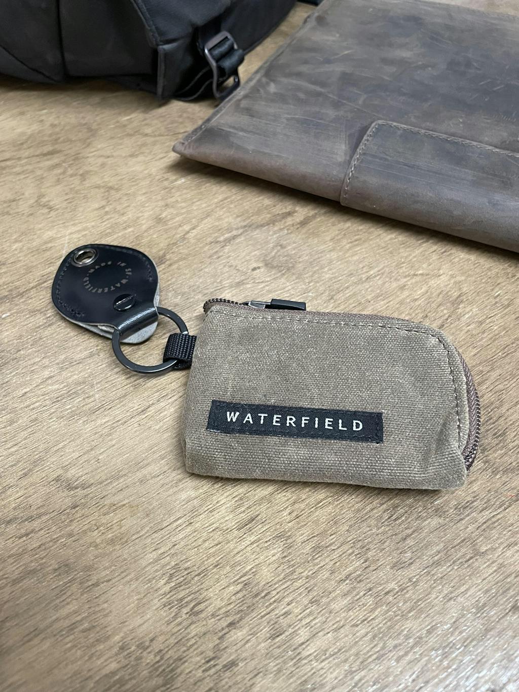 Best Minimalist Wallet 2022 | WaterField Designs