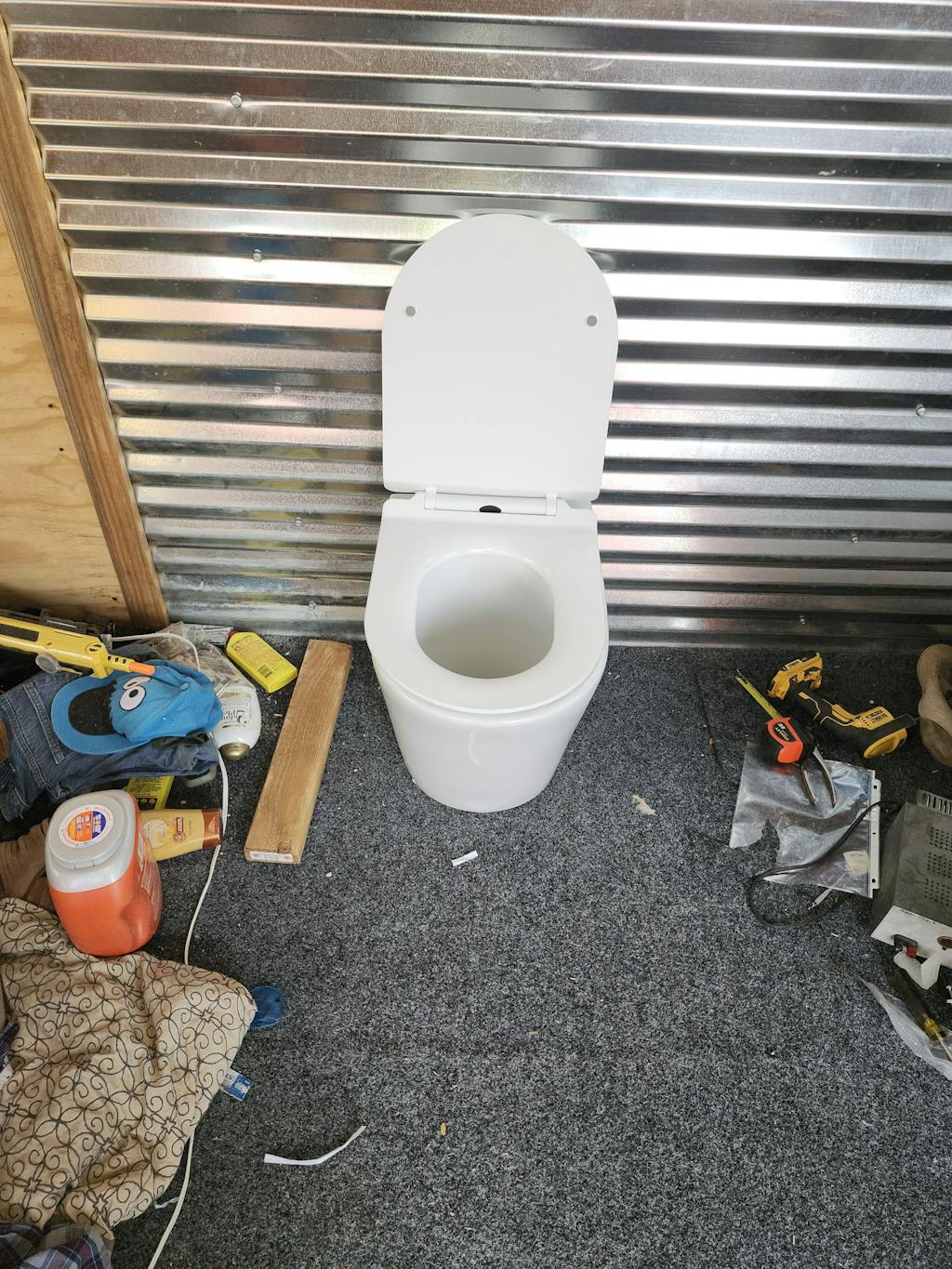 GL 90 composting toilet - Waterless Toilet Shop