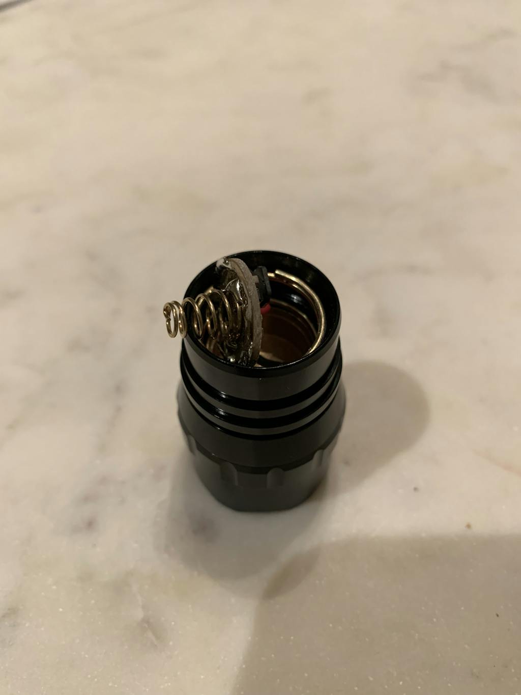 realUV™ LED Flashlight with BLACKOUT™ Filter Technology – Waveform Lighting