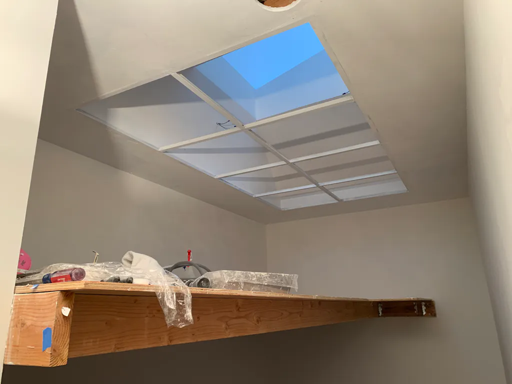 CENTRIC SERIES™ Flicker-Free Non-Dimmable Power Supply for LED Strip ...