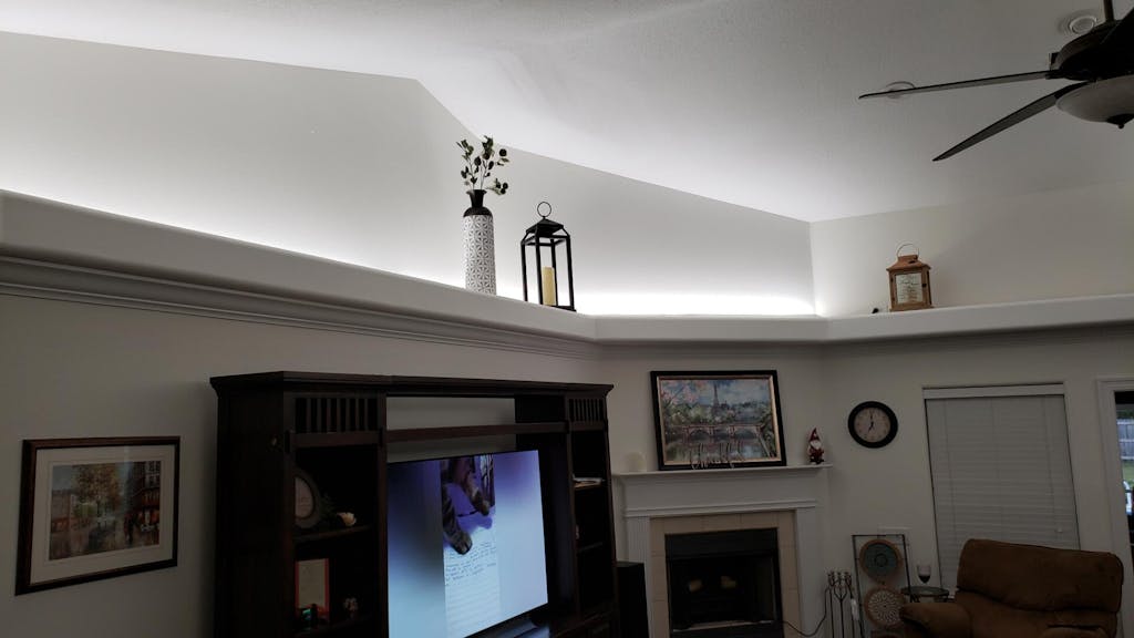 CENTRIC DAYLIGHT™ LED Strip Lights for Commercial & Retail – Waveform ...