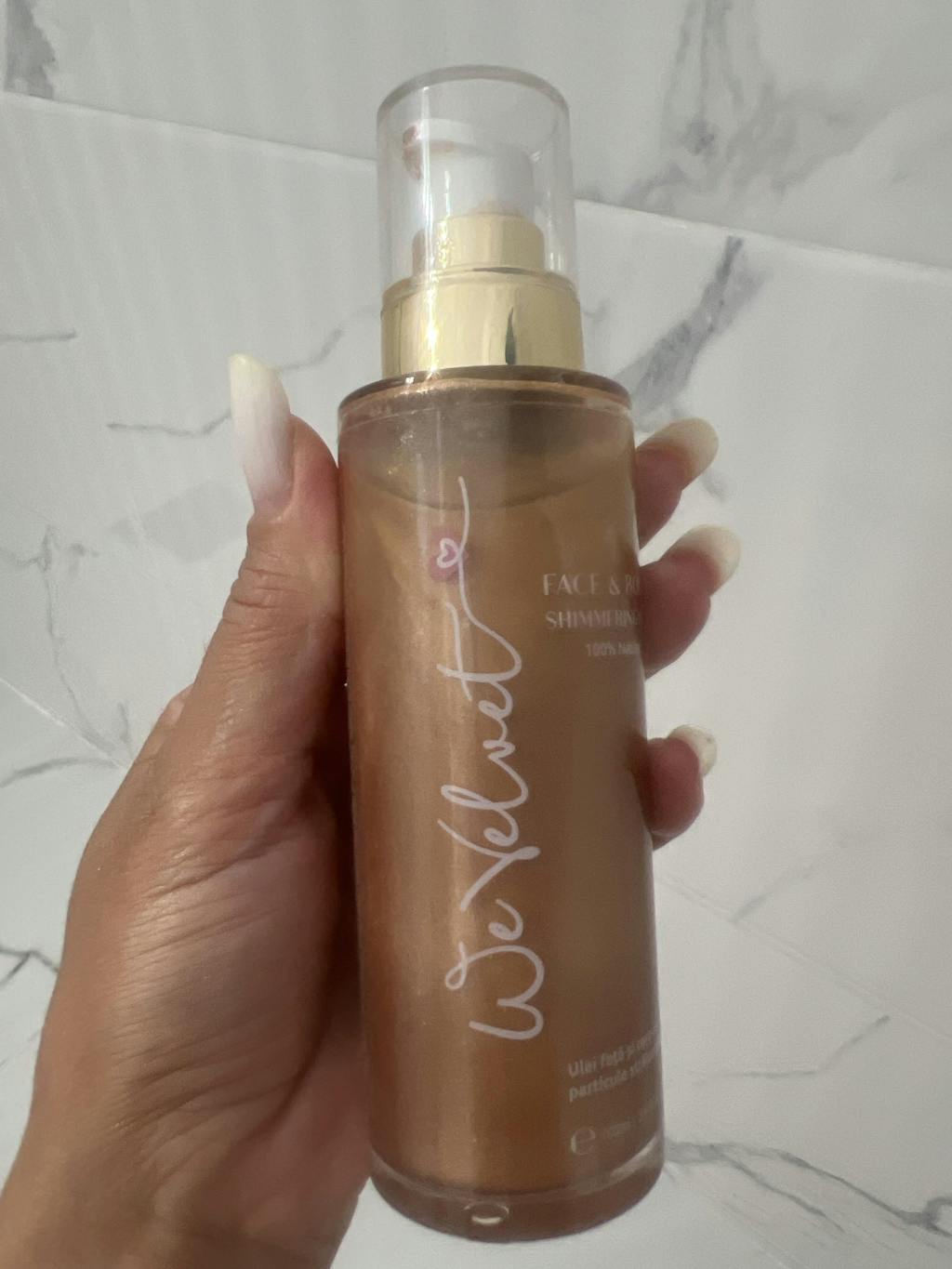 We Velvet Face & Body Shimmering Oil