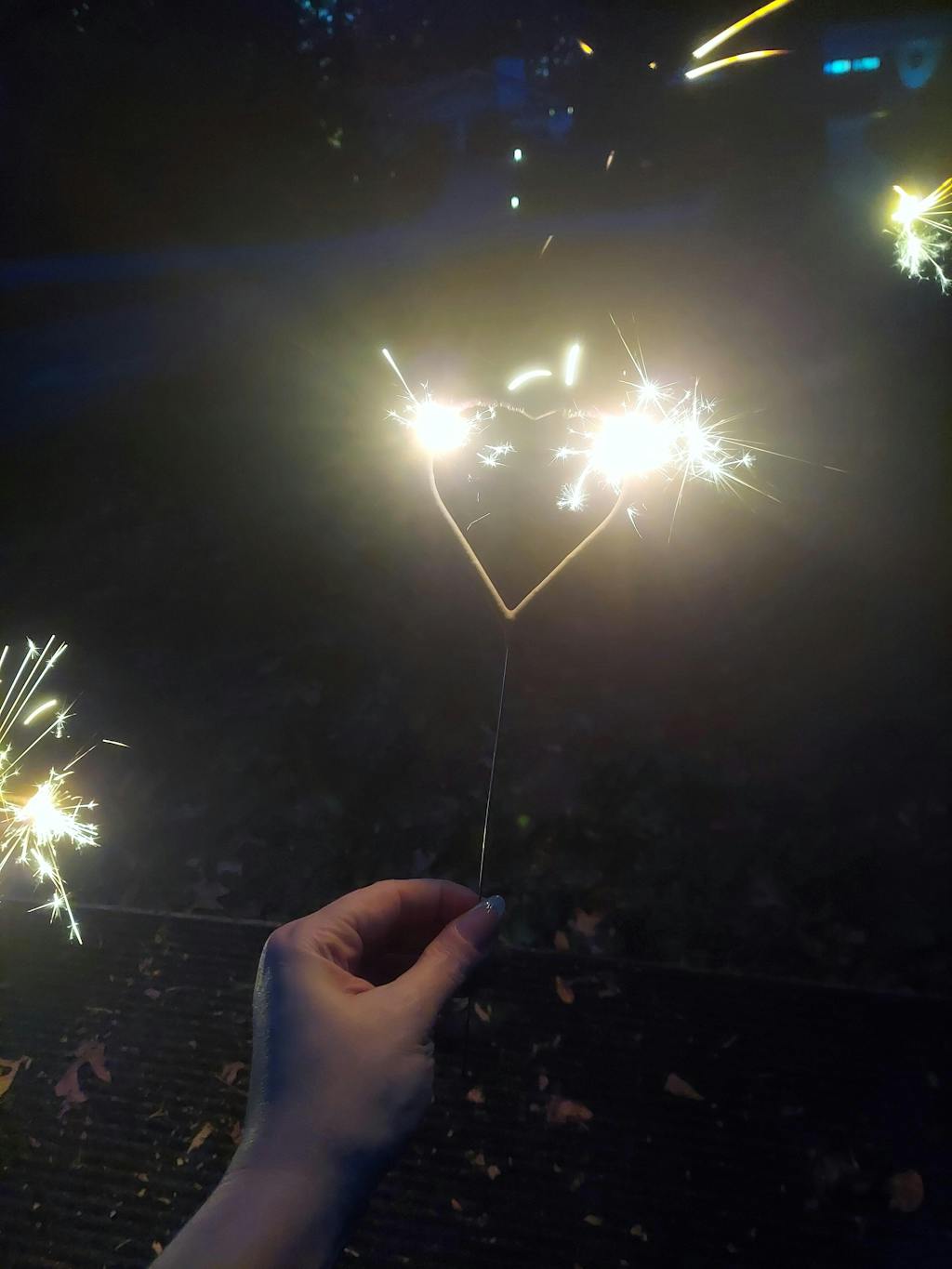 36 Inch Wedding Sparklers | 36 inch sparklers | Extra Long Sparklers ...